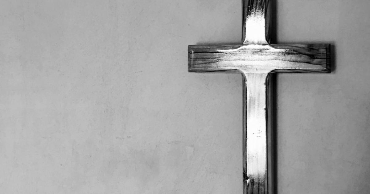 ¿Dónde se originó el símbolo de la cruz? | Iglesia de Dios Unida